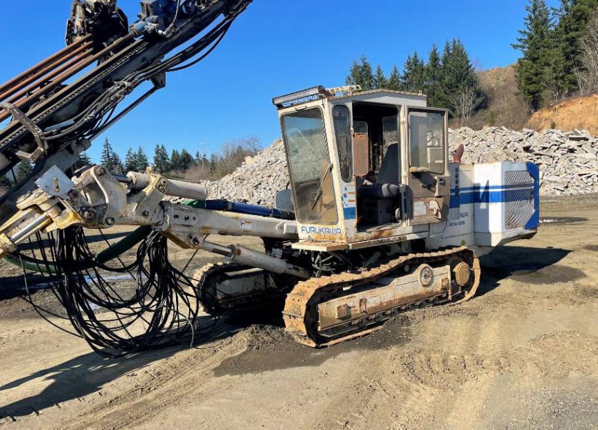 Foreuse à roche Furukawa HCR910-DS | Machines Omnia