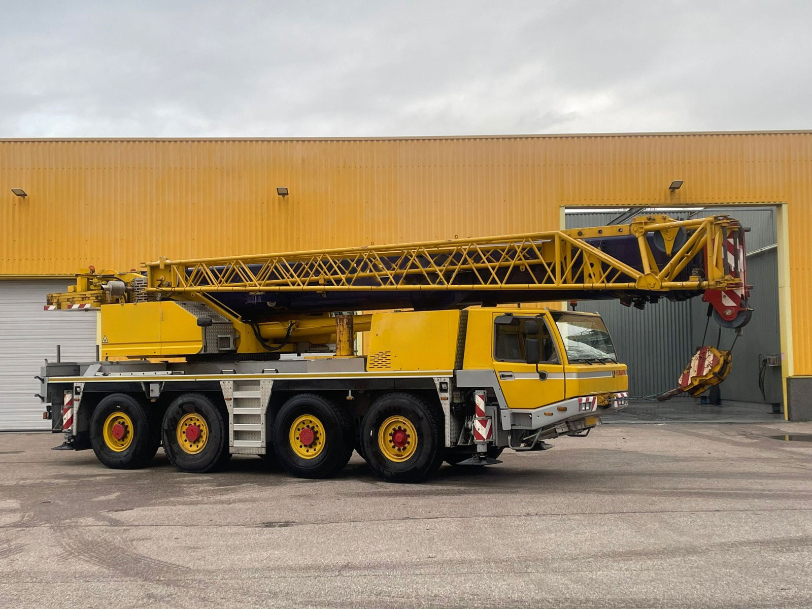 Tadano Faun ATF 90G-4 Mobile Crane | Omnia Machinery