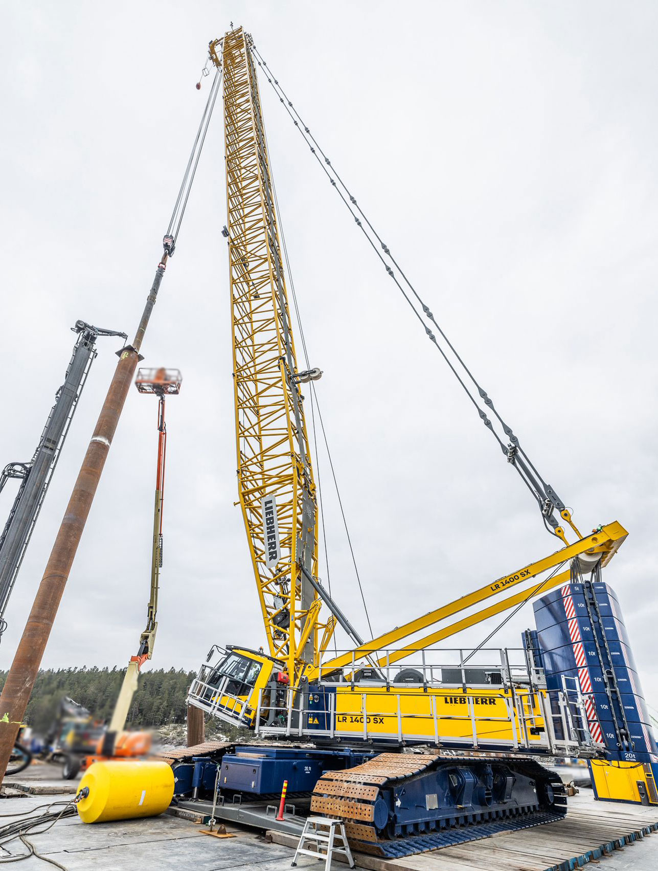 Liebherr LR 1400 SX Crawler Crane - Omnia Machinery
